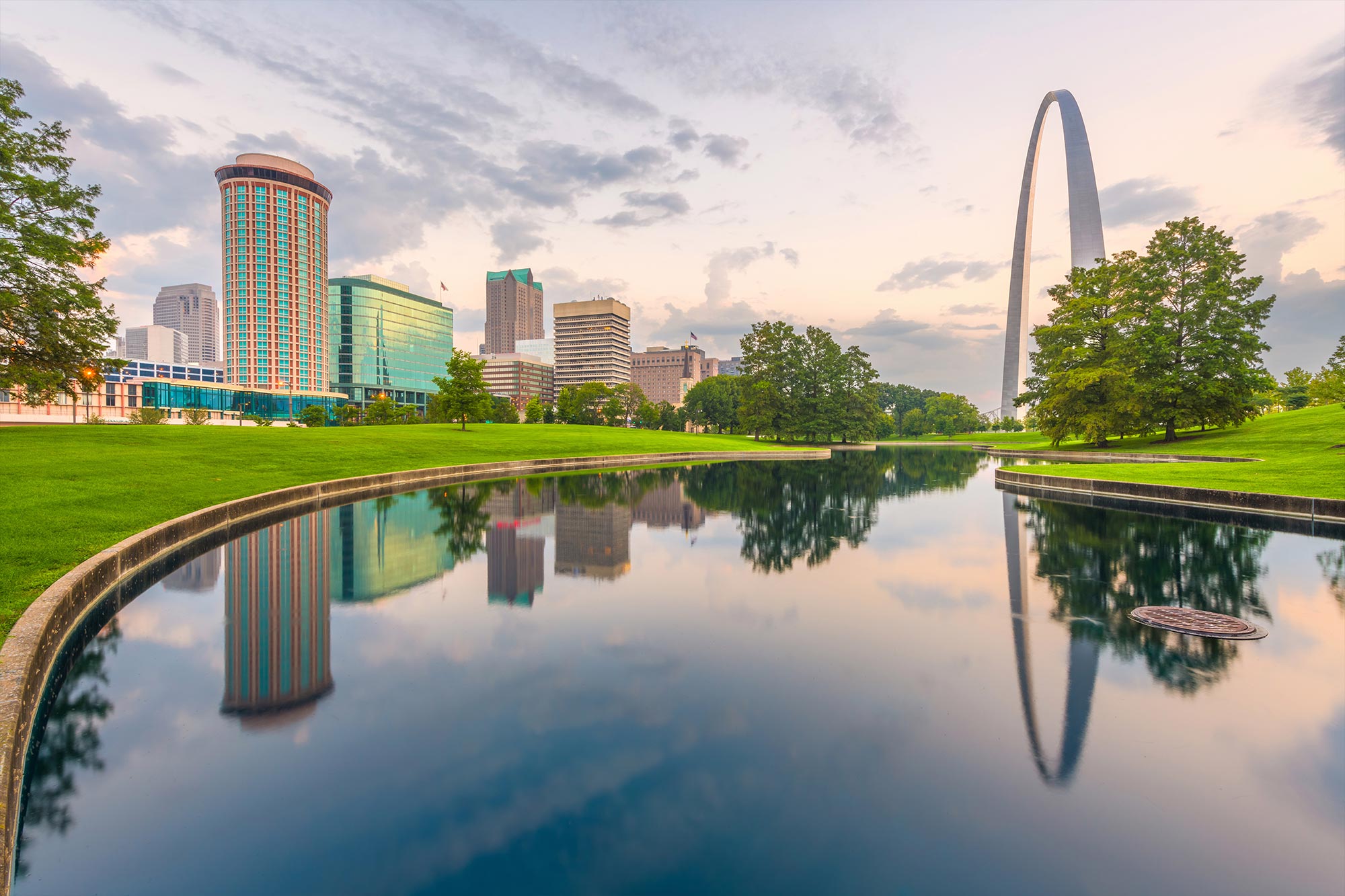 Gateway Arch National Park St. Louis Illinois - Hey!USA