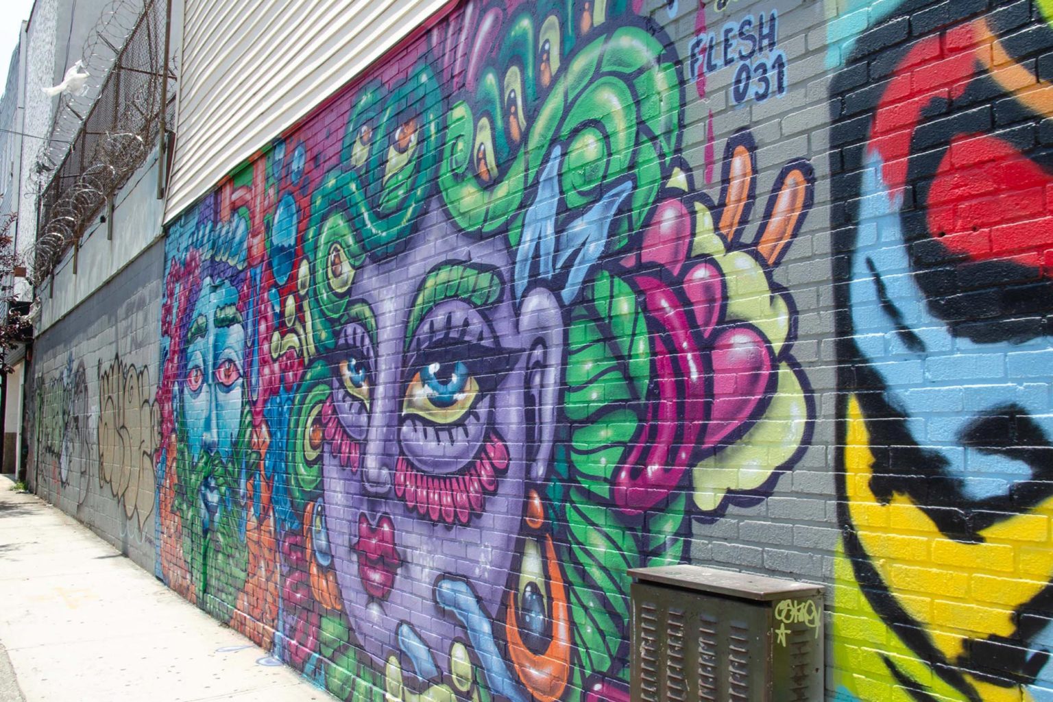 Street art in New York - Hey!USA